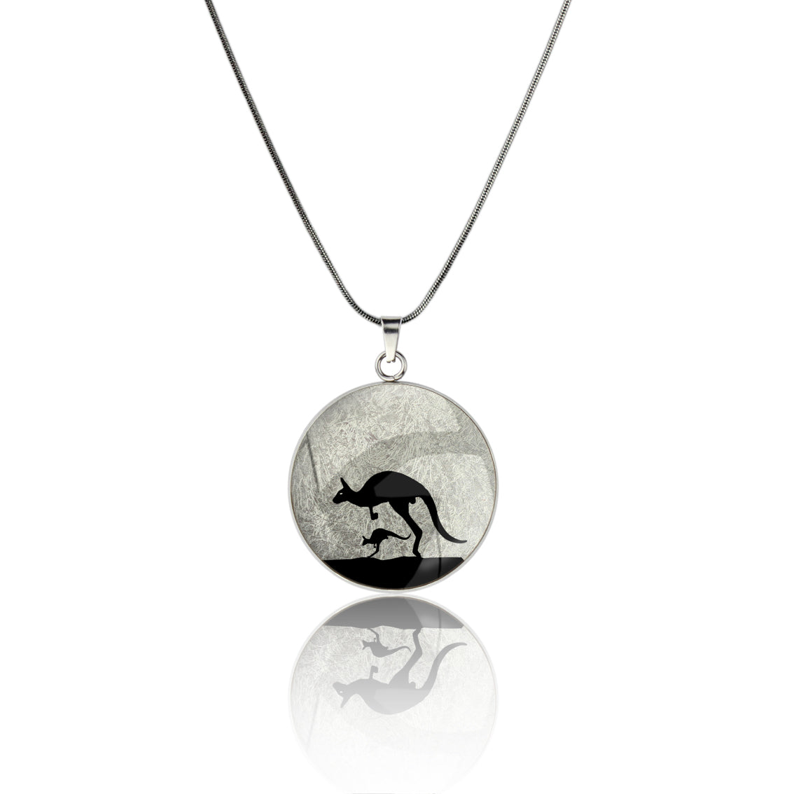 Kangaroo Circle Pendant Necklace | Gold Silver Copper Australiana ...
